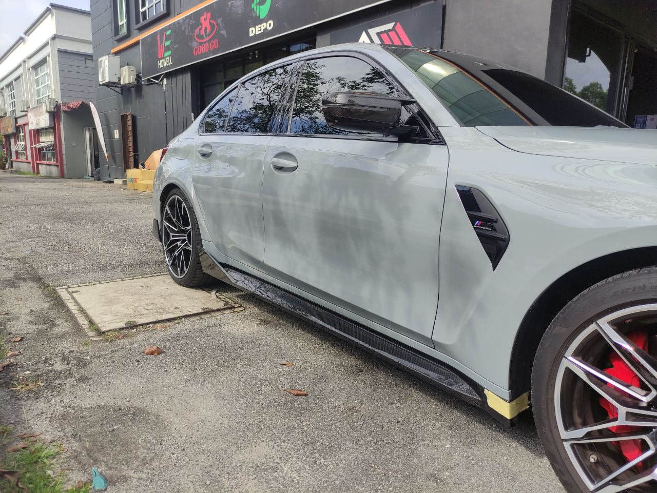 Bmw G80 M3 side diffuser dry carbon – ACM Motorsport